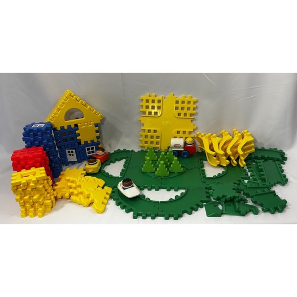 Little Tikes | Toys | Vtg Over 9 Pieces Little Tikes Waffle Blocks Road ...